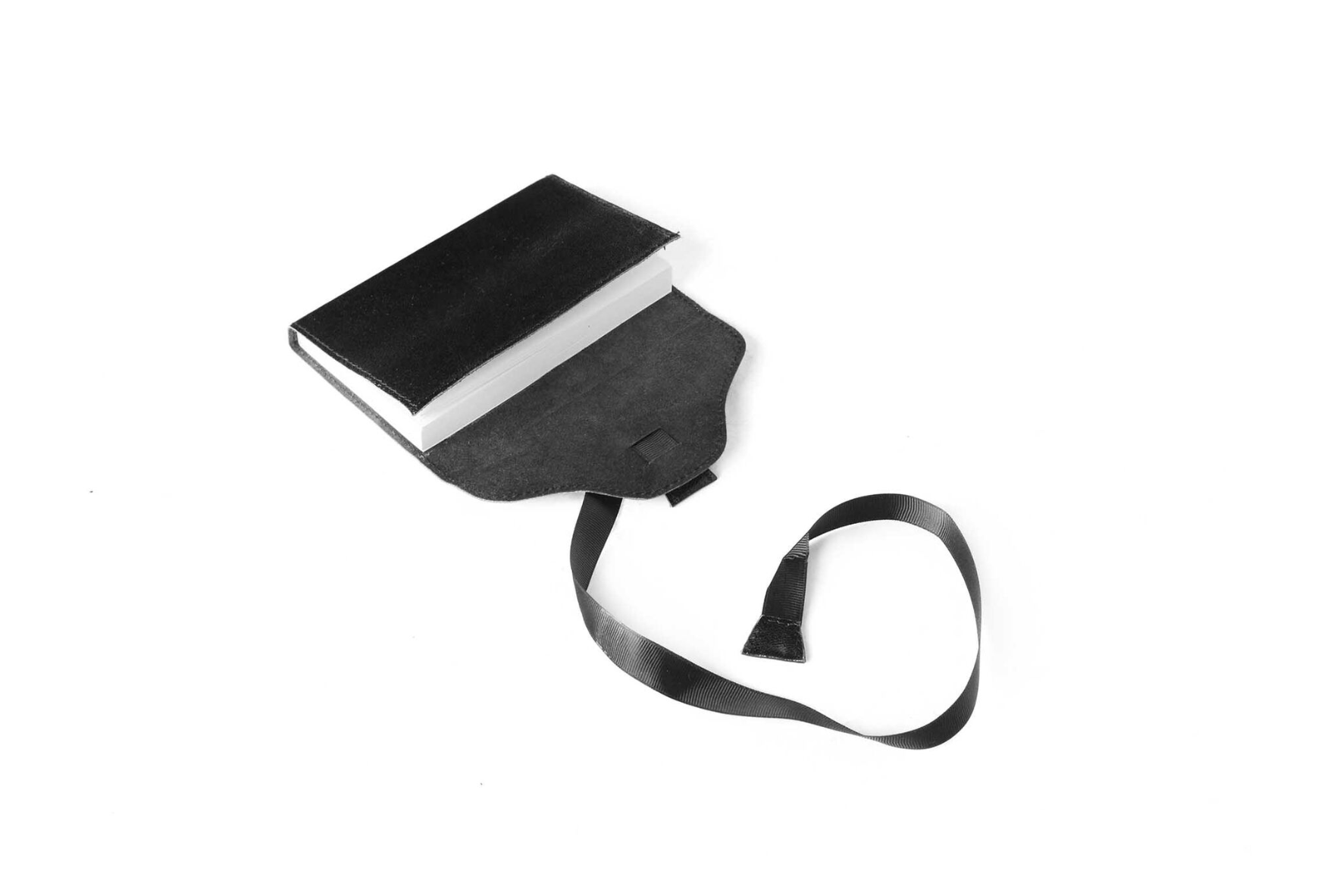 Libreta Porta Notas con Listón - Media Carta / Negro - Piel Canela